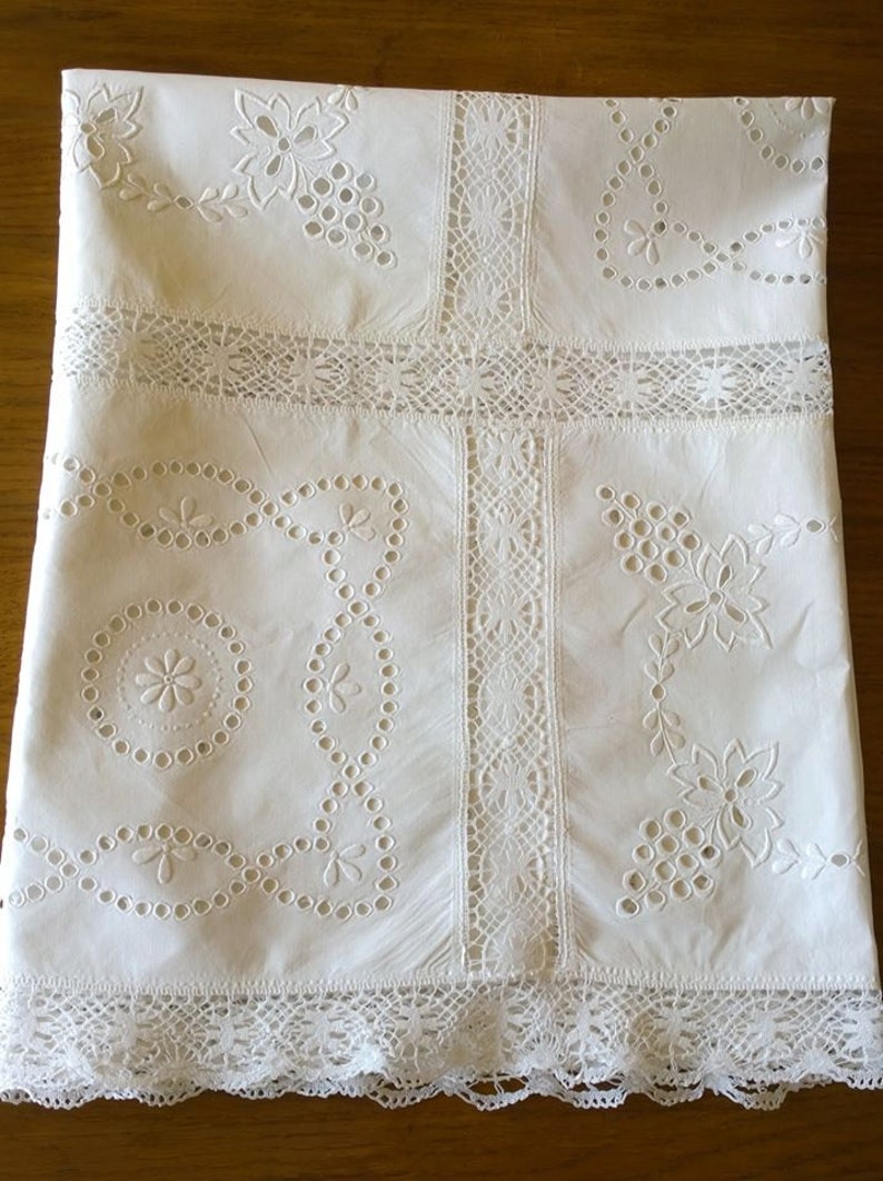 DIVINE French Antique Intricate Handmade White Tablecloth/ STUNNING ...