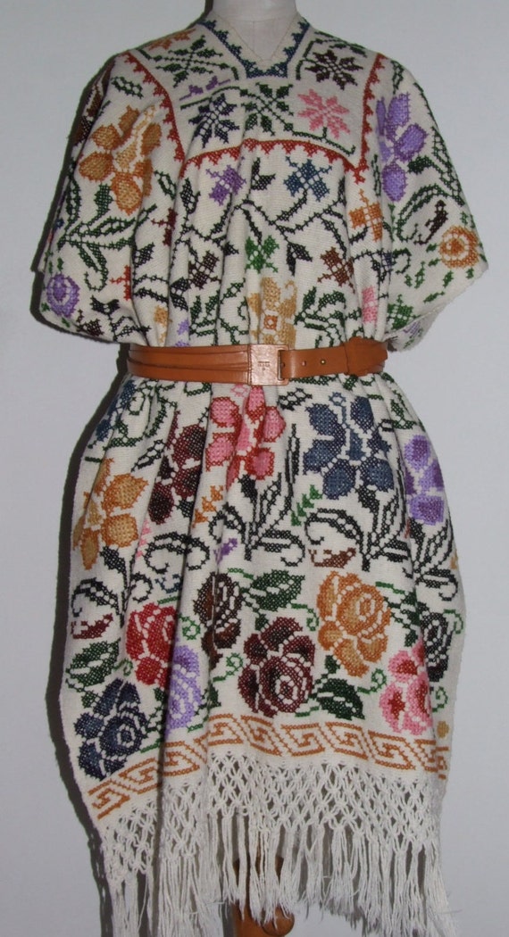 SUPER PONCHO-REBOZO! Mexican Folk Vintage, Hand Embro… - Gem
