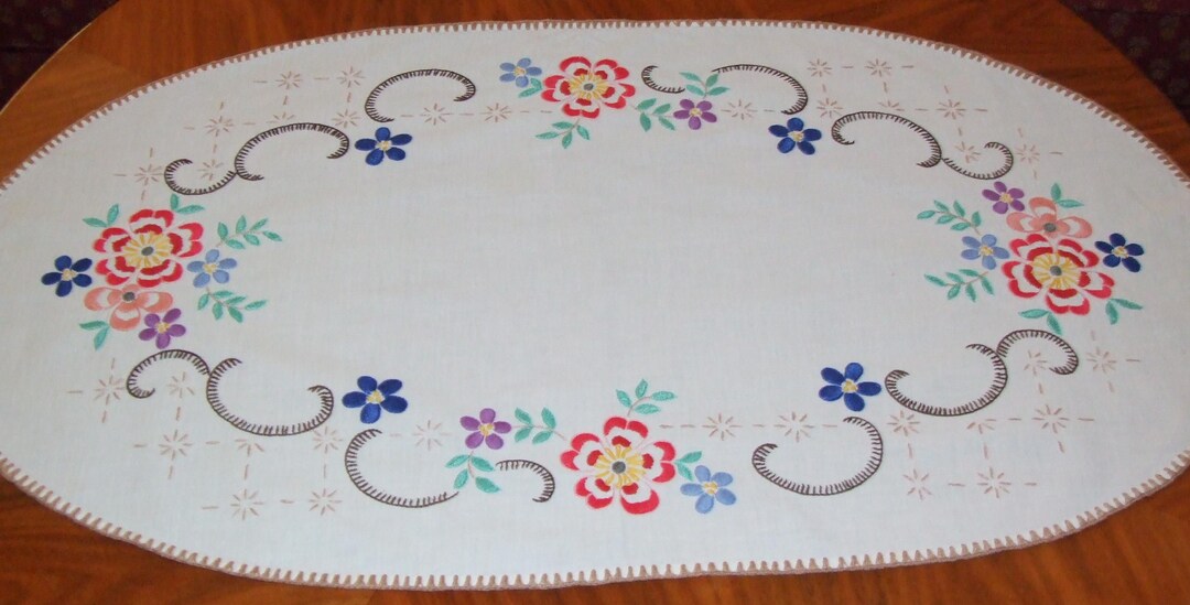 DECORATIVE Vintage Polish Folk Hand Embroidered Floral Motif White ...