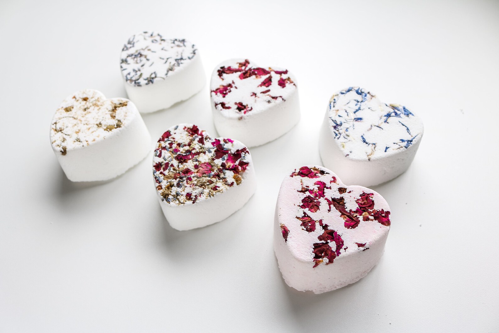 Mix Match 3 Heart Bath Bombs / Natural Bath Bombs - Etsy