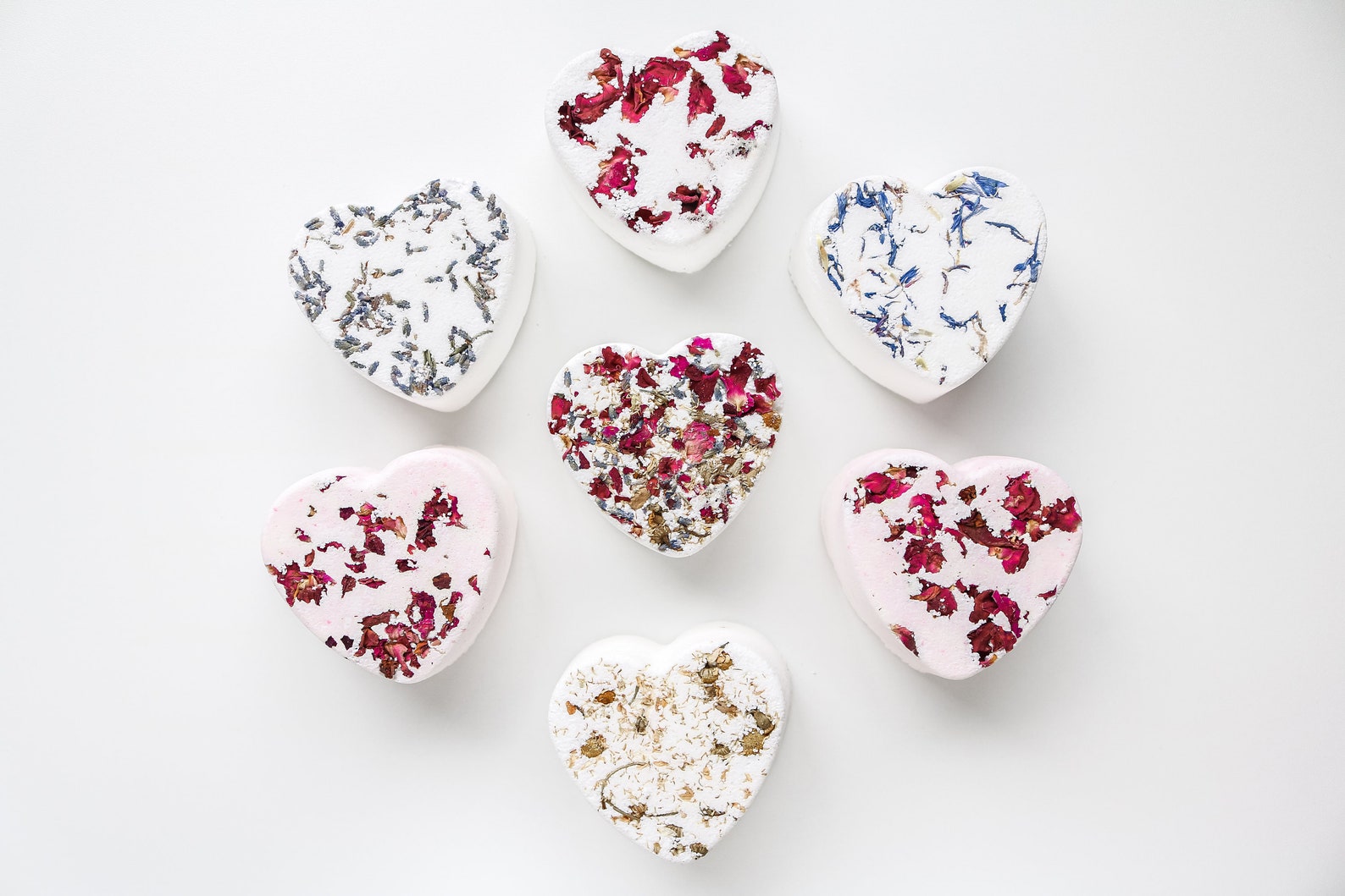 Mix Match 3 Heart Bath Bombs / Natural Bath Bombs - Etsy