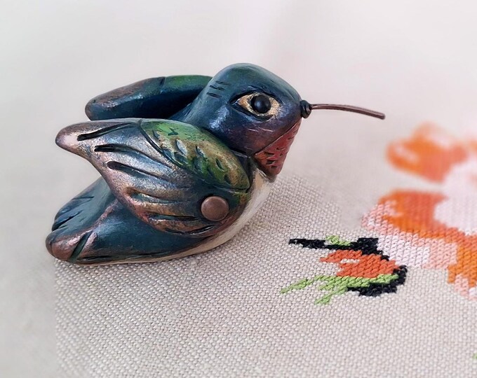 Small Industrial Hummingbird Figurine, Clay Mini Collectible Exotic ...