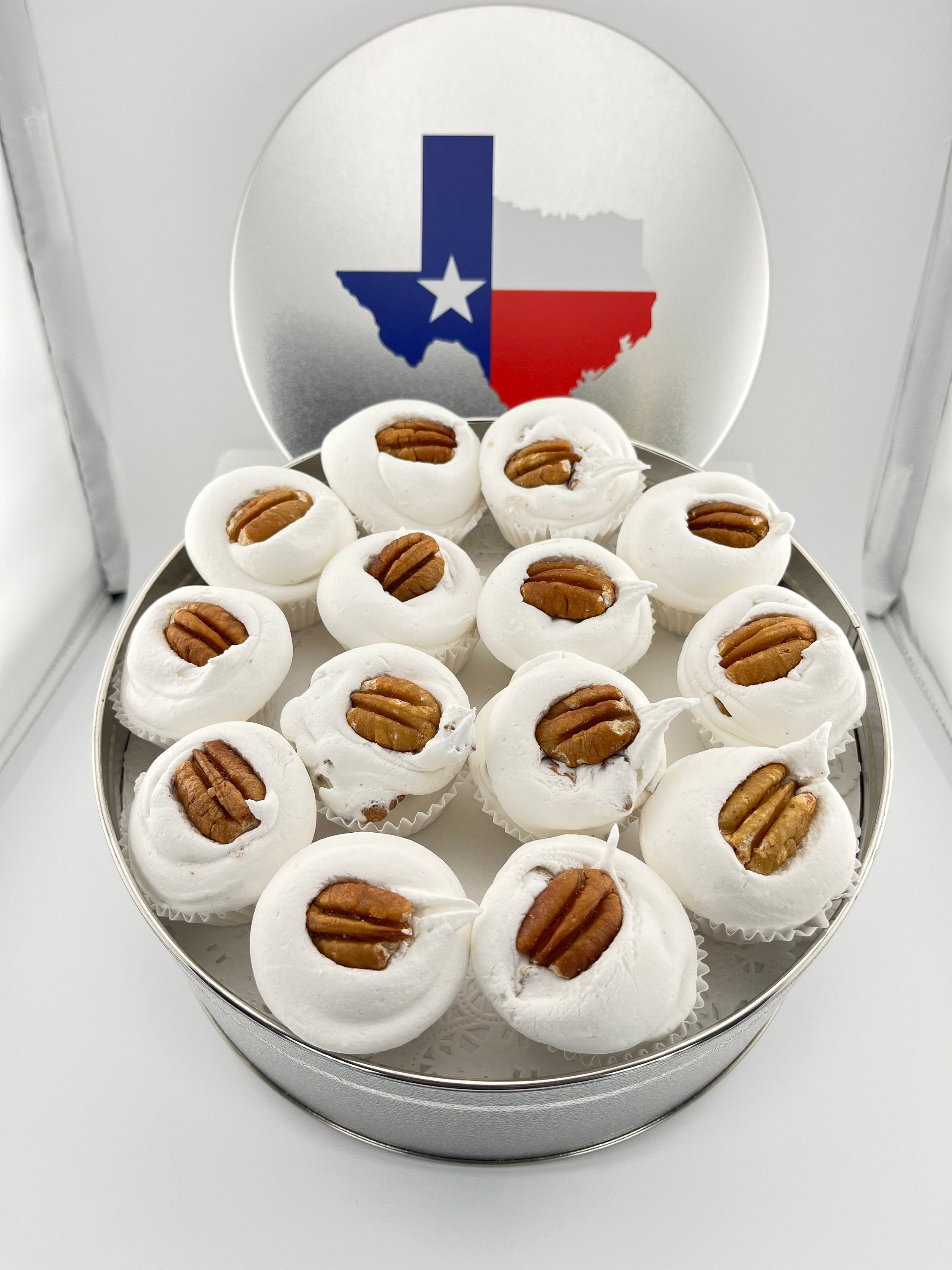 Small Divinity Gift Tin with Pecans 10-12 Pieces, Old Fashioned ...