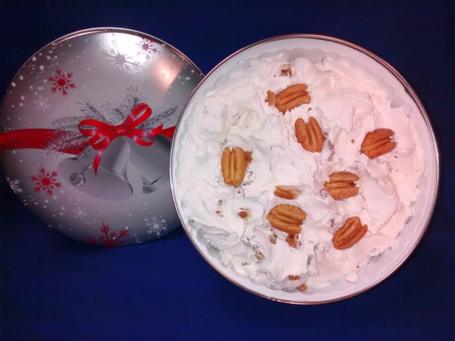 2.5 Lb. Divinity Gift Tin. Fluffy and Moist With a Wonderful - Etsy