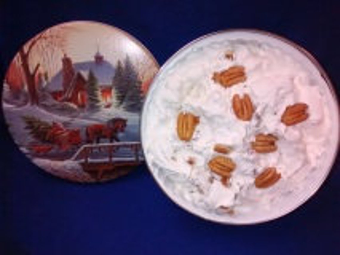 2.5 Lb. Divinity Gift Tin. Fluffy and Moist With a Wonderful - Etsy