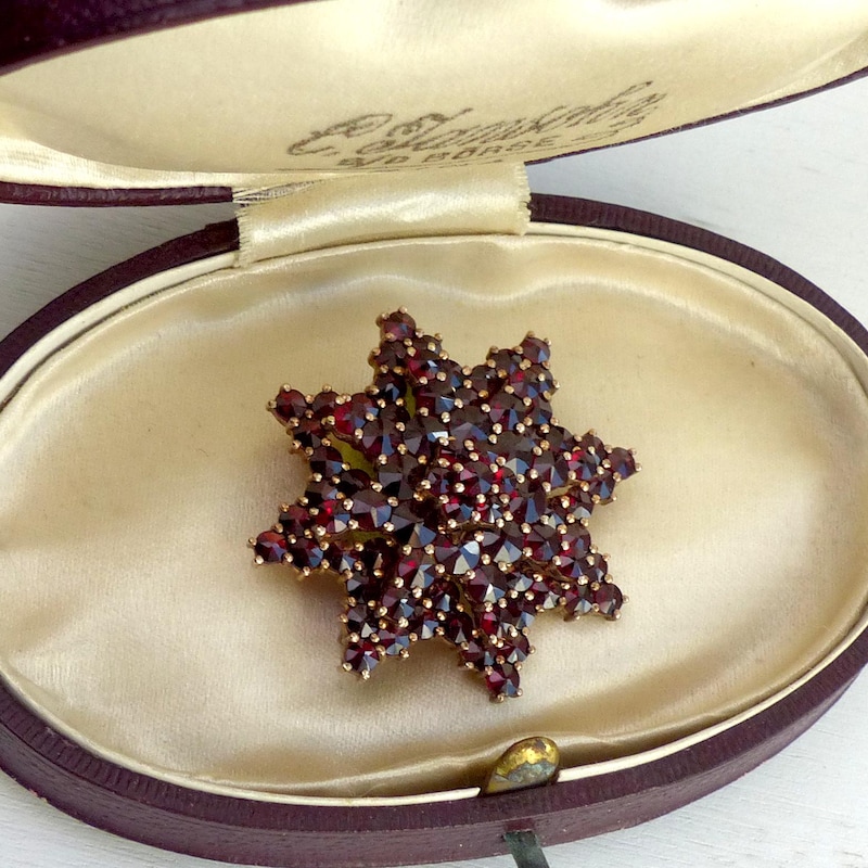 Modern Garnet Pin - Etsy UK