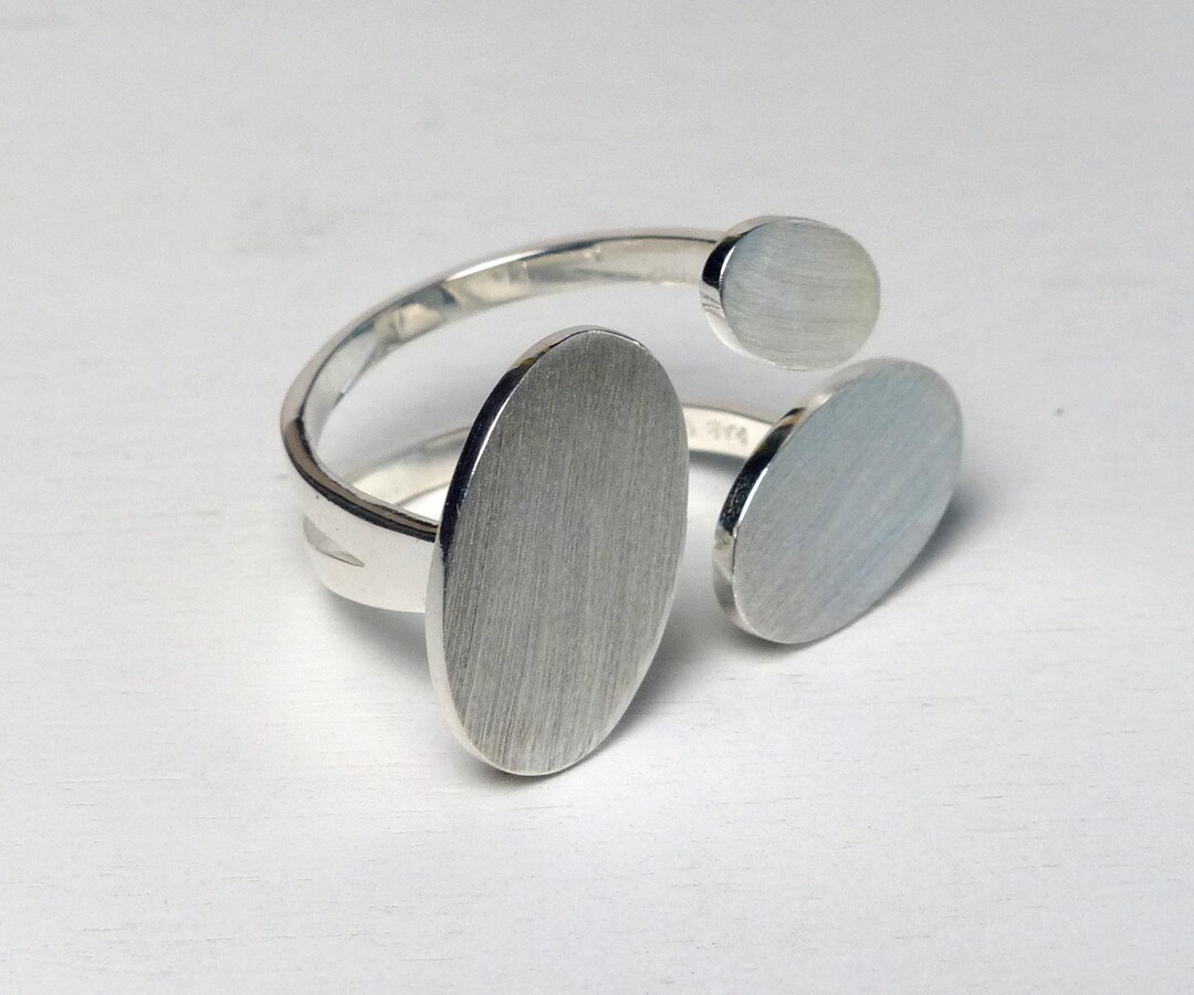 Rabinovich Denmark Sterling Silver Modernist Ring Oval Sculptural Ring ...