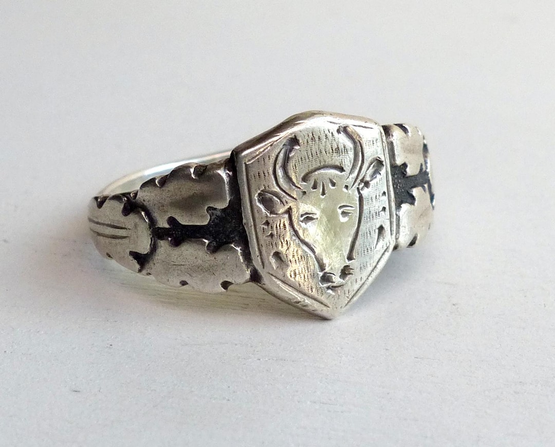 Vintage 830 Solid Silver Bull Signet Ring With Oak Leaf Design Taurus ...