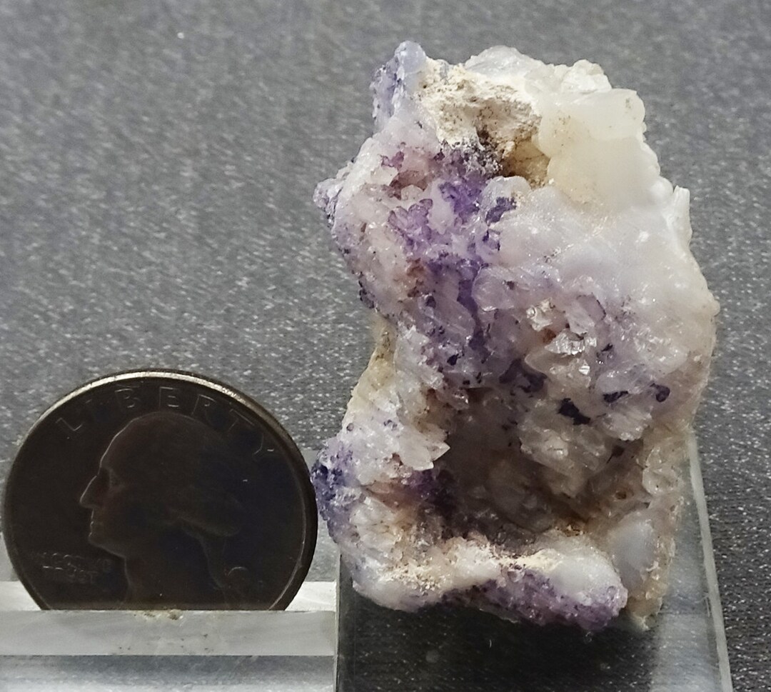 Spirit Flower Geode, Fluorescent, Mineral Specimen for Sale - Etsy