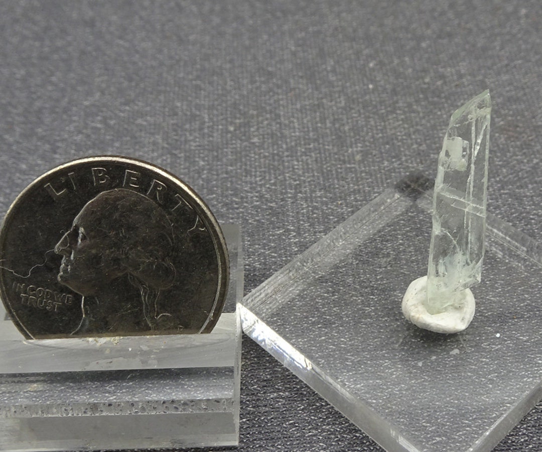 Green Hiddenite Spodumene Crystal, Brazil- Mineral Specimen for Sale - Etsy