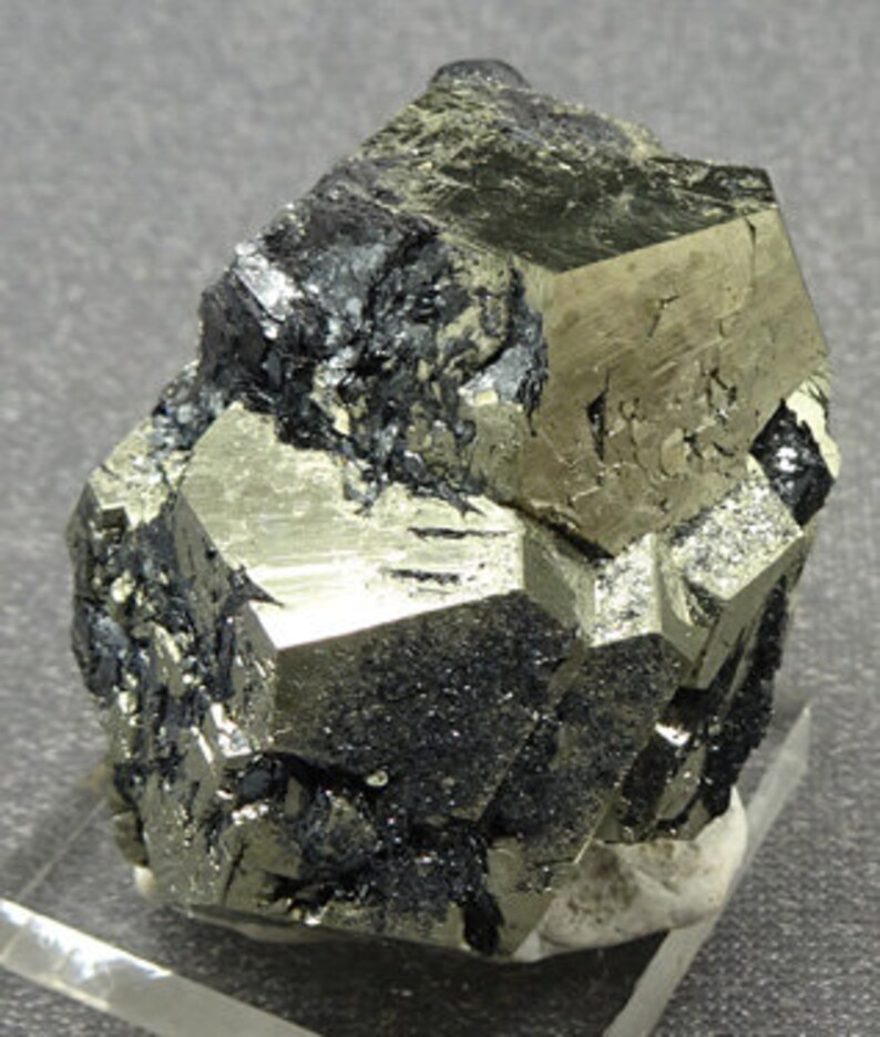 Pyritohedral Pyrite crystals Elba Italy Mineral Specimen | Etsy