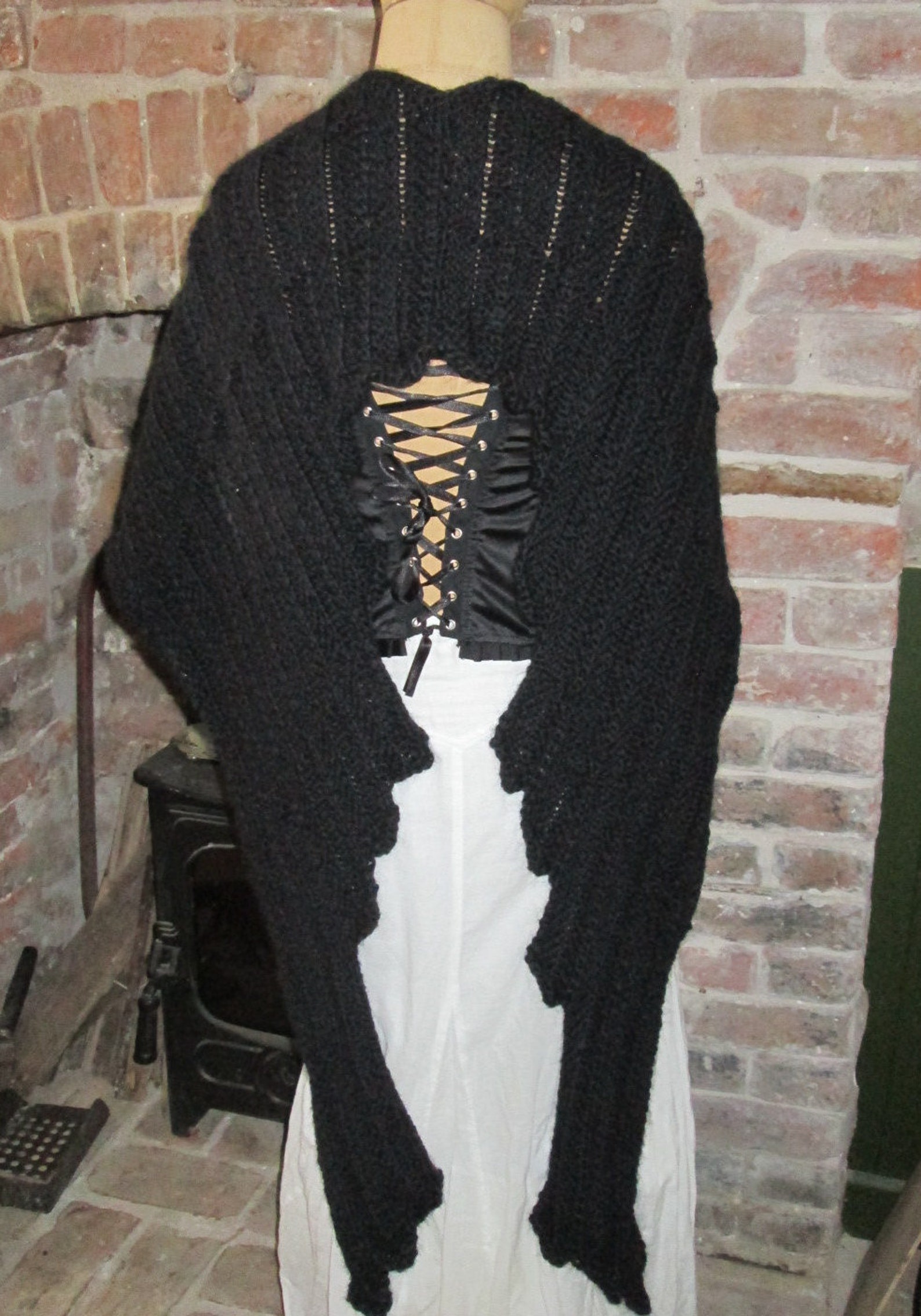 Knitting Pattern: Gothic Angel Wings Shawl - Etsy