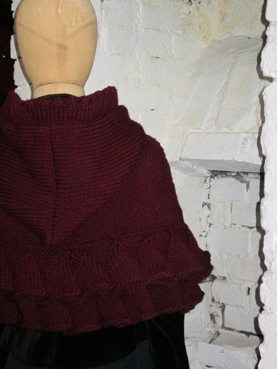 Knitting Pattern: Hooded Winter Cape - Etsy