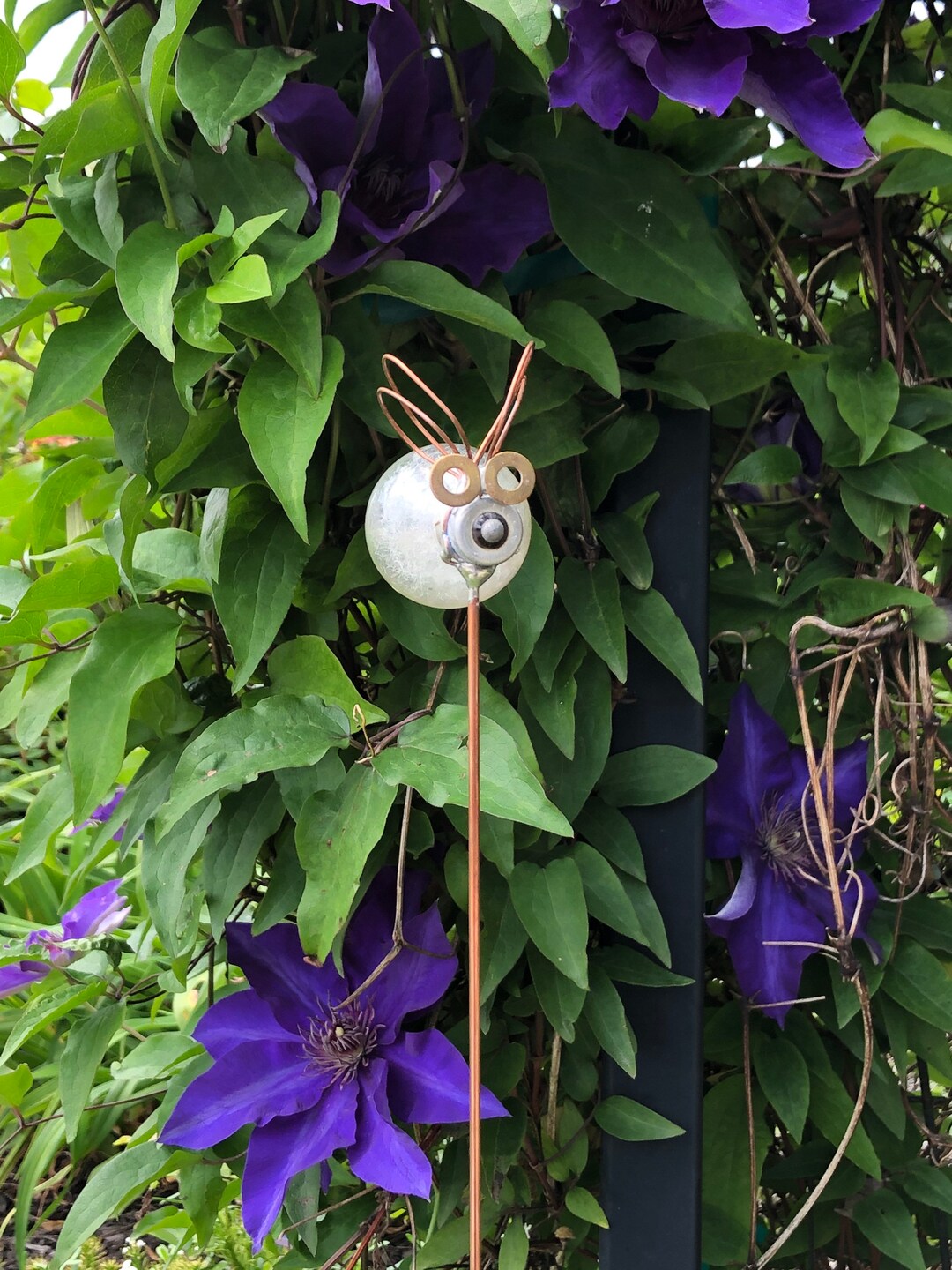 27 Inch Flashbug Garden Stake Decorative Yard Stake Flower Pot ...