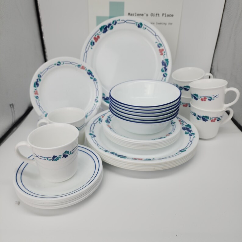 Vintage Corelle Intrigue 32-pc Dinnerware Set - Etsy