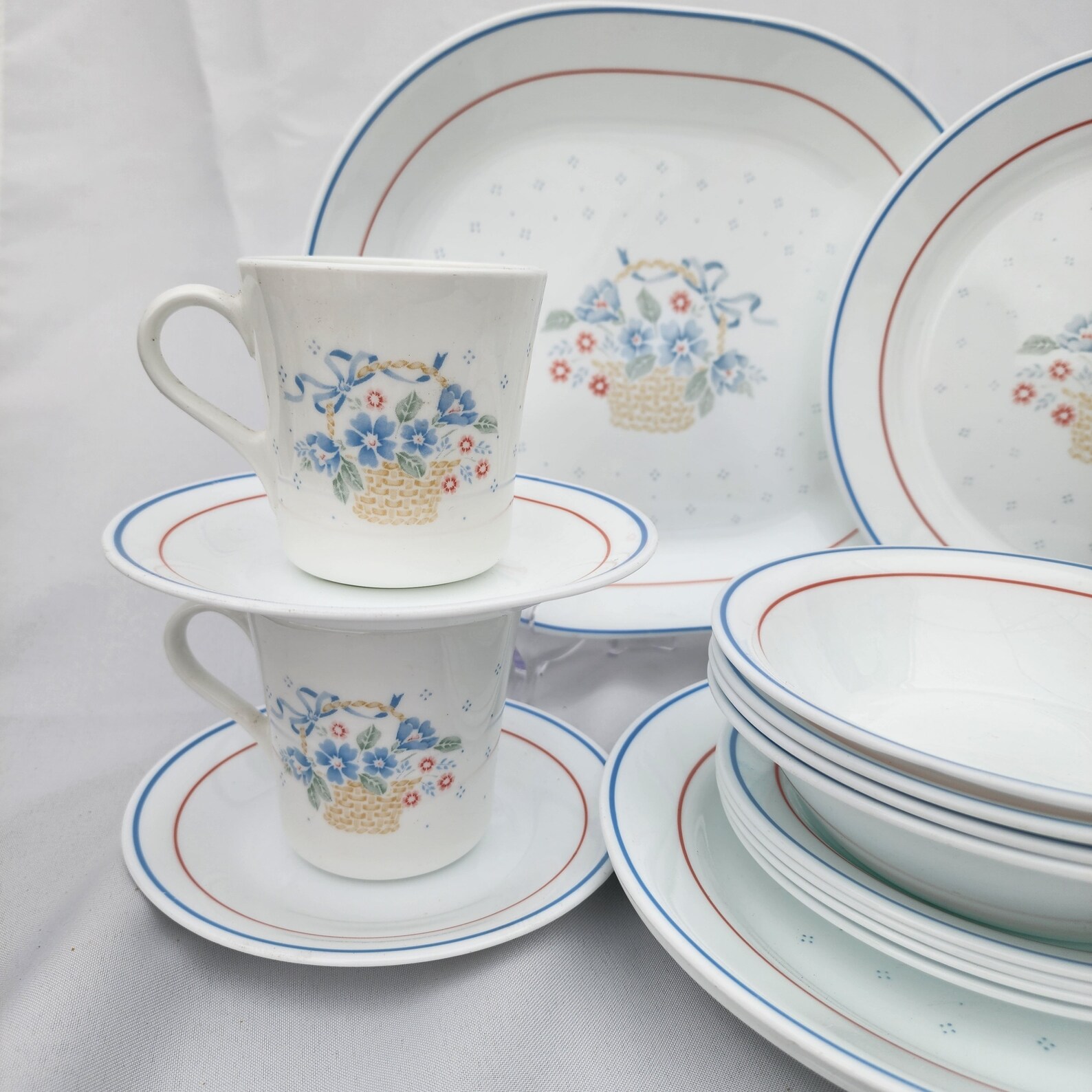 Corelle Country Cornflower 20-pc Dinnerware Set, 4 Place Setting With ...