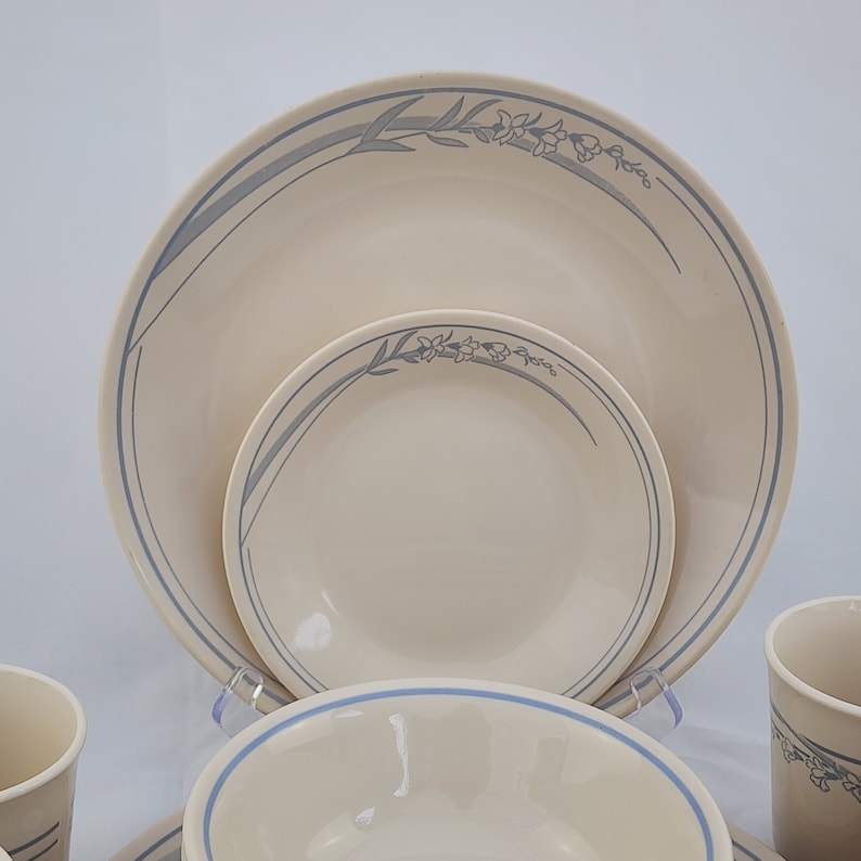 Corelle Blue Lily 16-pc Dinnerware Set 4- Places Setting - Etsy