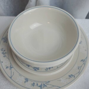 Corelle First of Spring 16-pc Dinnerware Set 4 Places, With Blue ...