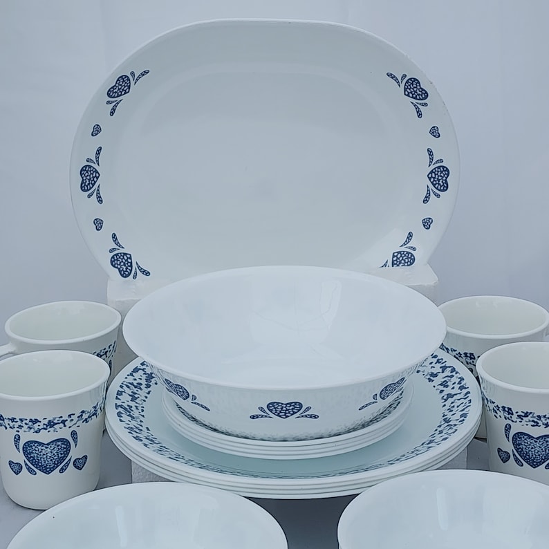 Corelle Blue Hearts 18-pc Dinnerware Set, W/ Platter & Vegetable Bowl ...