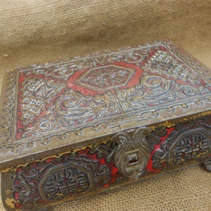 Chocolate Box Vintage French Candy Tin in Oriental Casket - Etsy