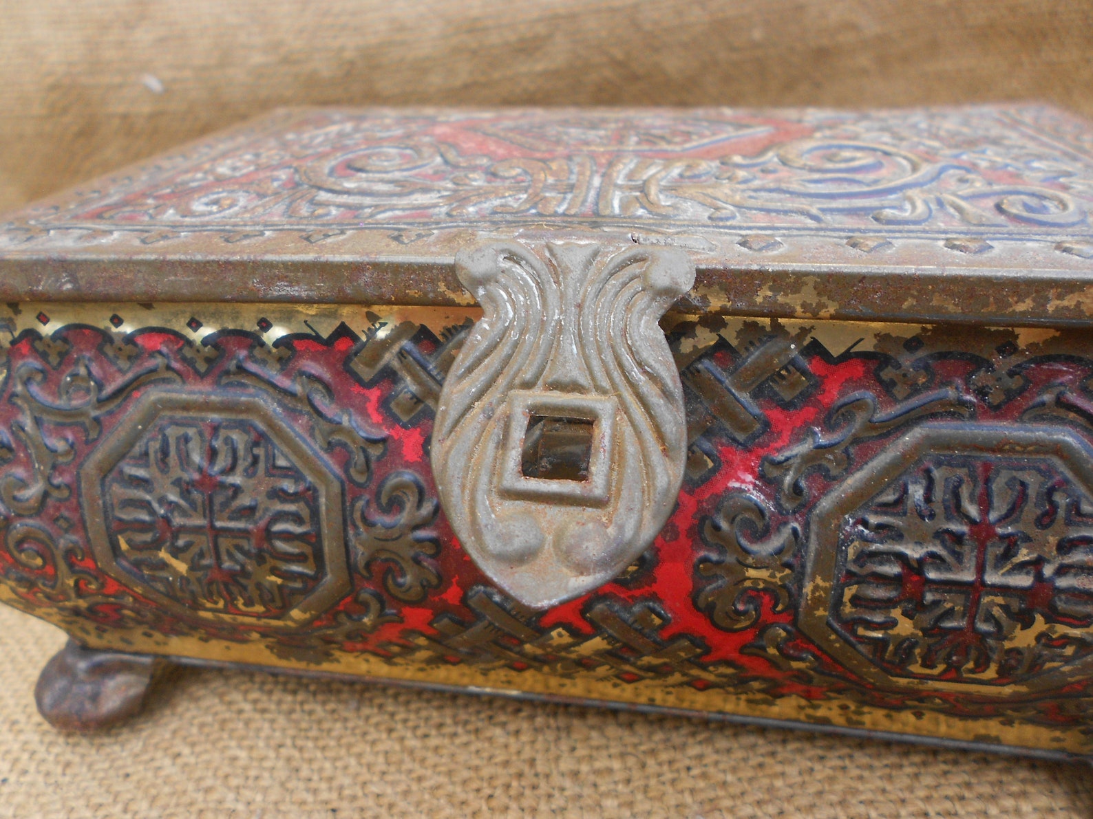 Chocolate Box Vintage French Candy Tin in Oriental Casket - Etsy