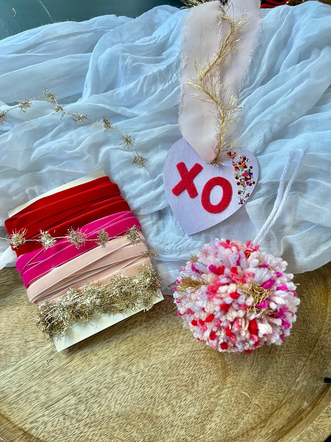 Valentines Pink and Red Gift Wrapping Kit Colorful Velvet Ribbon and ...