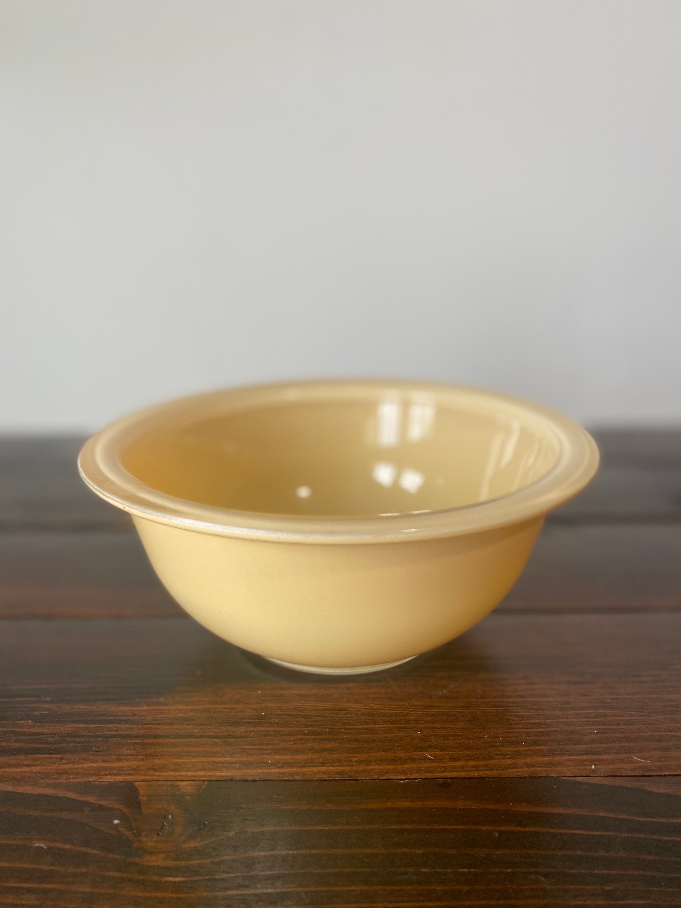 Vintage Pyrex Tan Mixing Bowl 322 Vintage Pyrex Beige Tan | Etsy