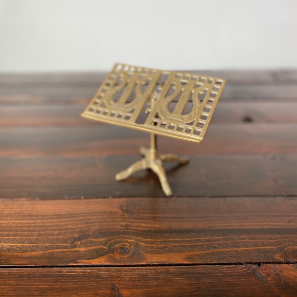 Music Stand - Etsy