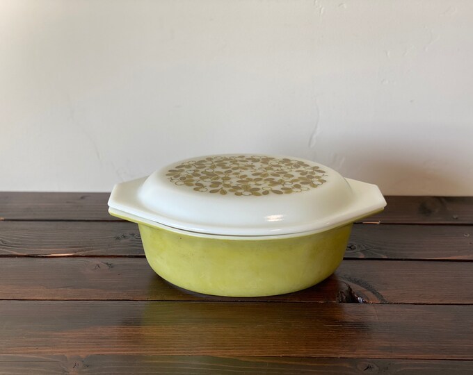 Vintage Pyrex Verde Covered Casserole, Mid Century Pyrex Green Verde ...