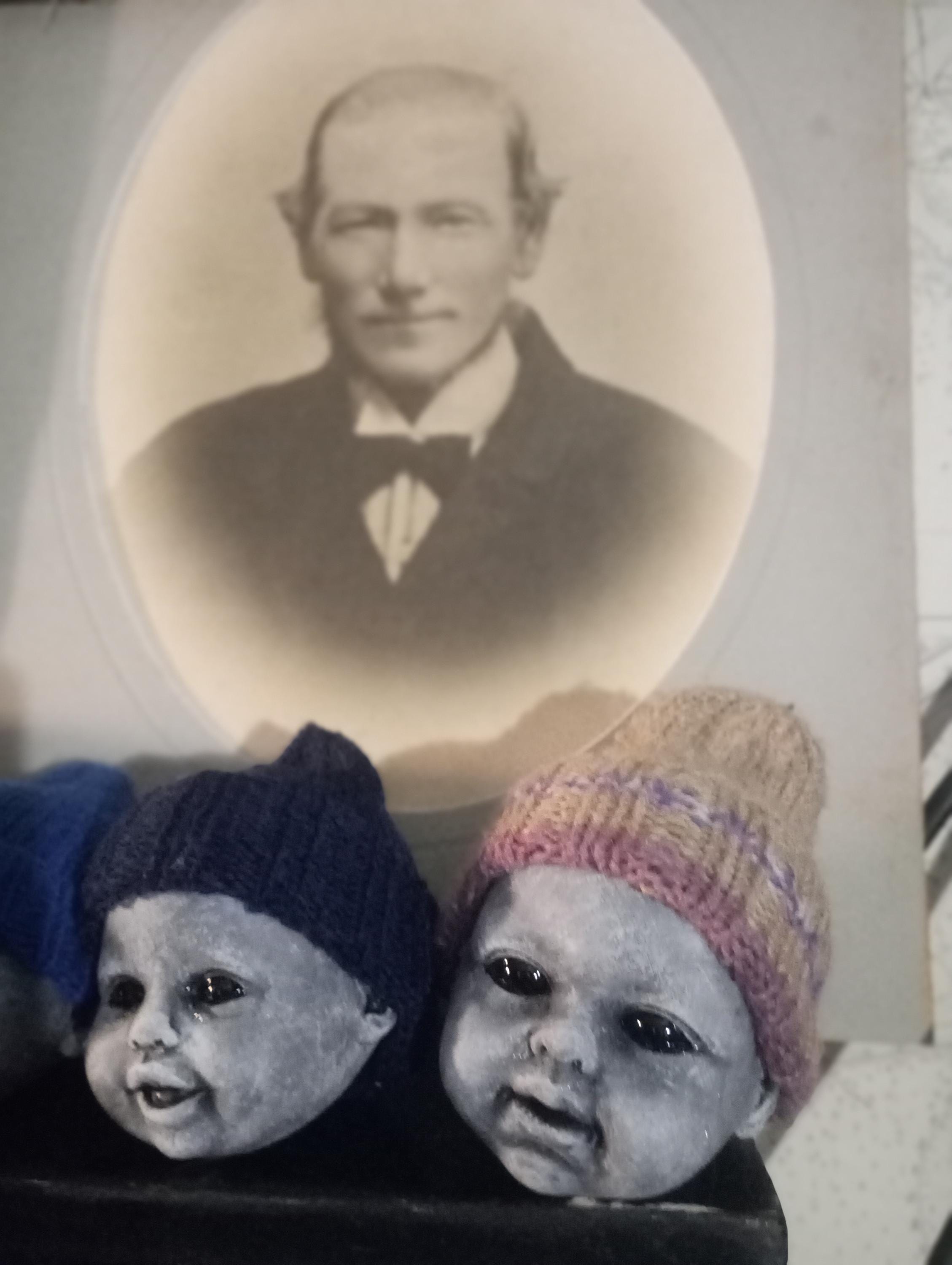 Doll Head Ornament "william" Creepy Doll Black Eyes Vintage Doll Head ...
