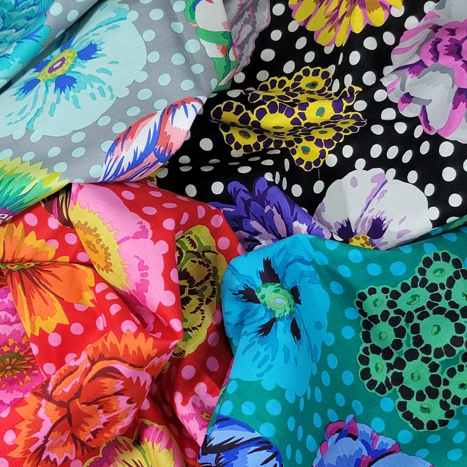 FAT QUARTER BUNDLE: Big Blooms 4 Fat Quarters by Kaffe Fassett - Etsy