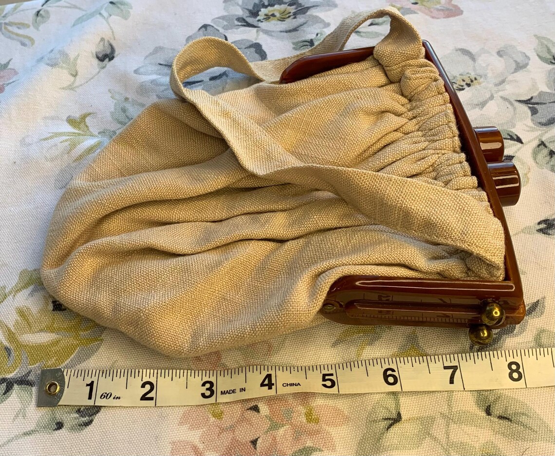 Vintage 1940s Era Muslin/ Linen Curtain Rod Handbag With Chunky Plastic ...