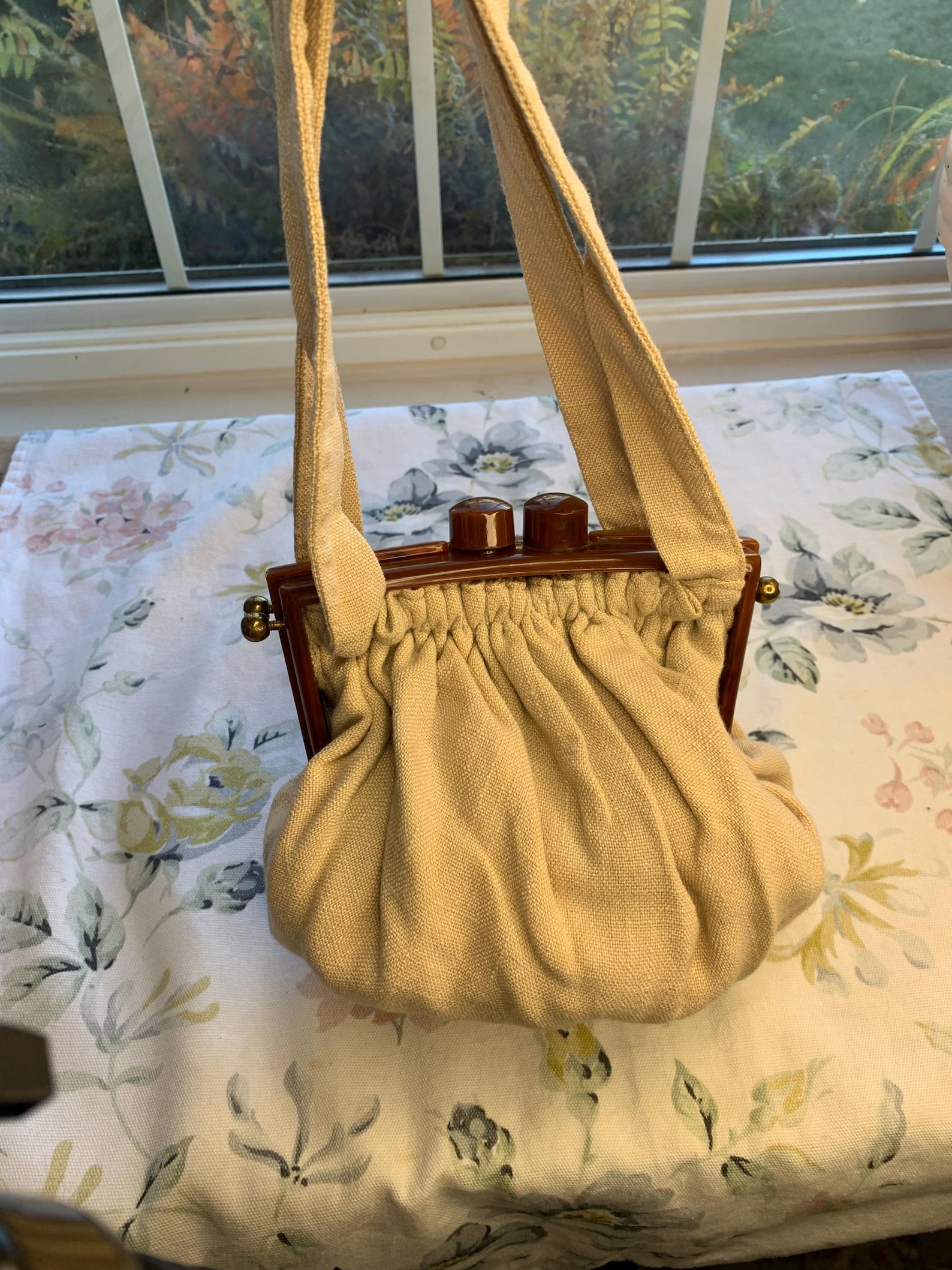 Vintage 1940s Era Muslin/ Linen Curtain Rod Handbag With Chunky Plastic ...