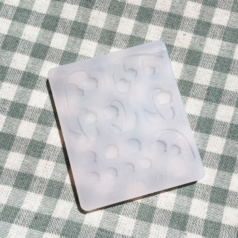 Silicone Mold Lilies - Etsy