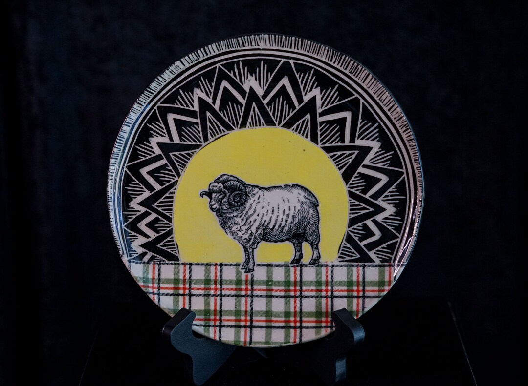Ram Sheep Plate Ceramic Sgraffito Animal Plaid Wilderness Serving Dish ...
