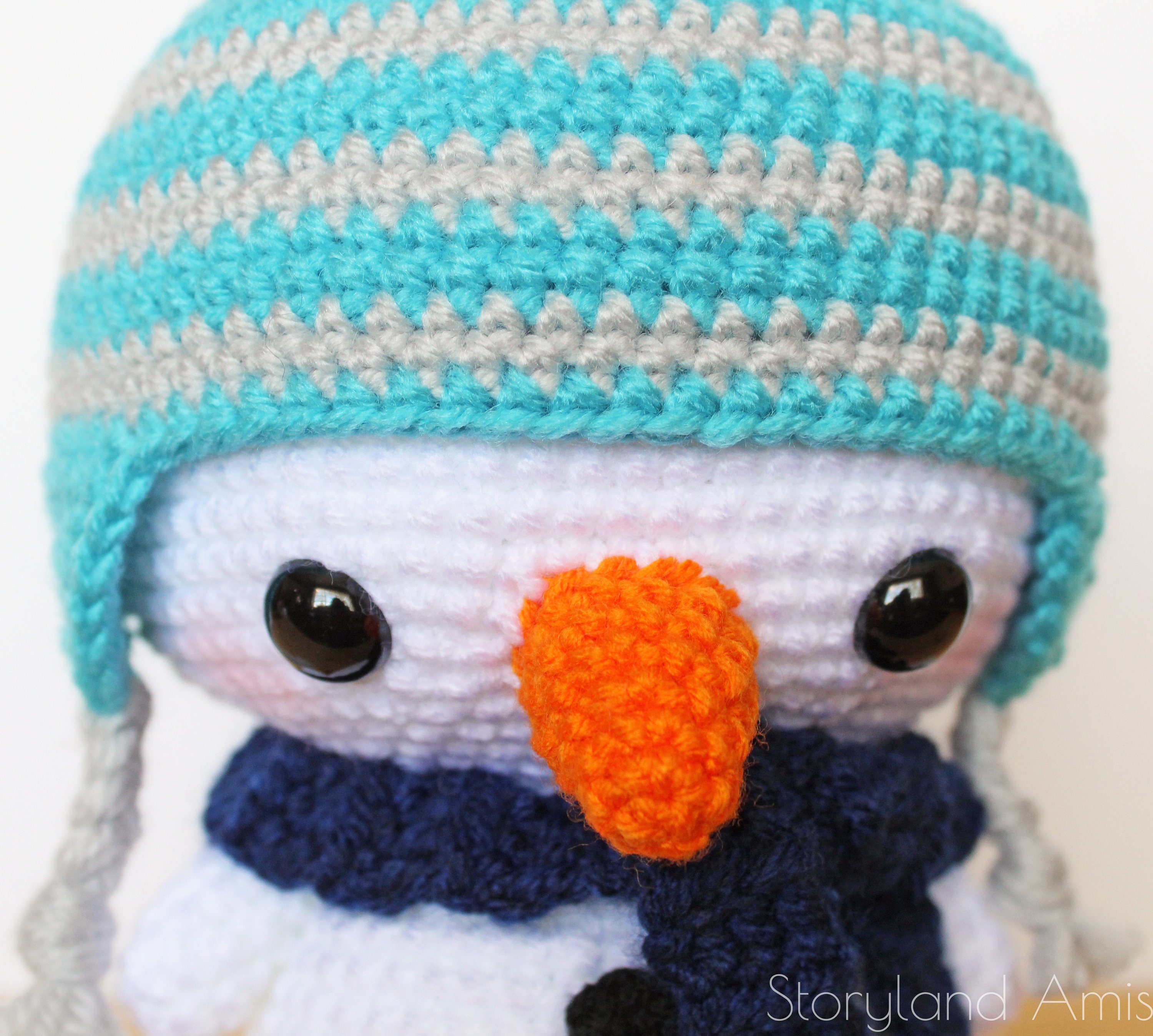 PATTERN: Cuddle-Sized Snowman Amigurumi Crocheted Snowmen | Etsy
