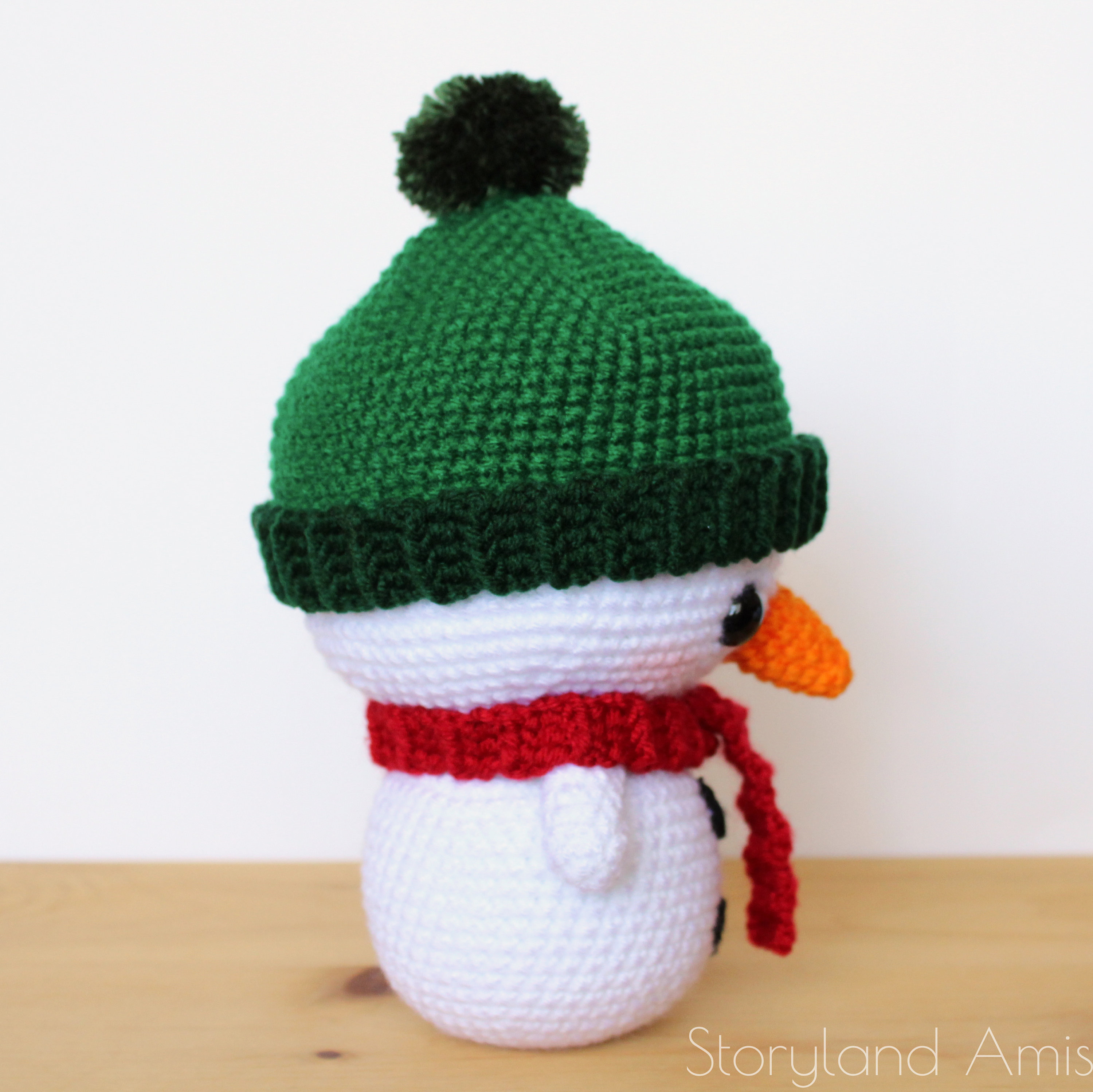 PATTERN: Cuddle-Sized Snowman Amigurumi Crocheted Snowmen | Etsy