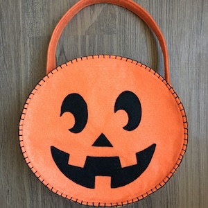 Halloween PDF Treat Bags, TWO Patterns, Kitty and Pumpkin Treat Bag ...