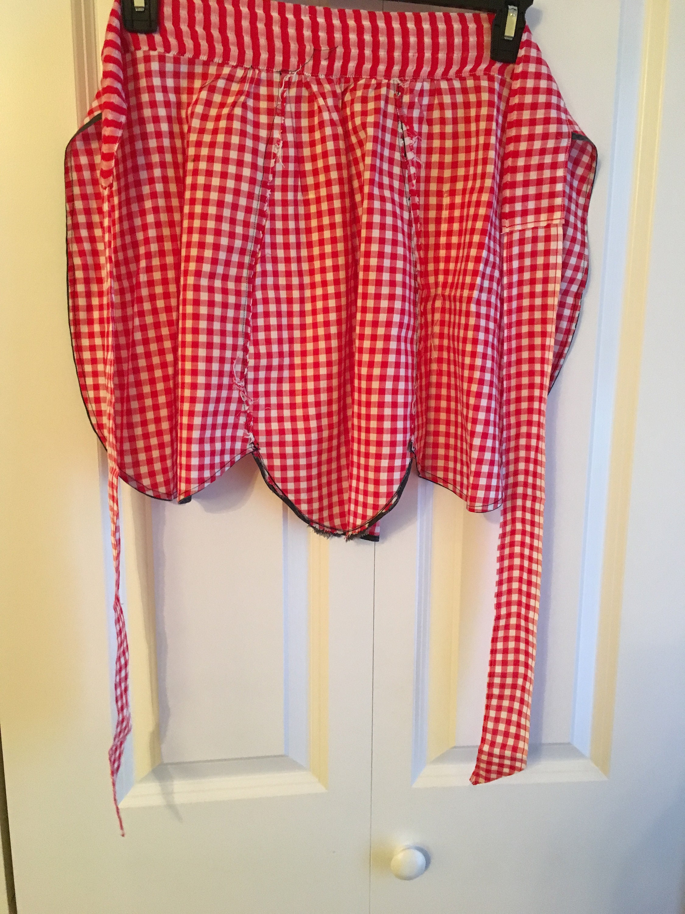 Vintage red and white checkered apron, waist apron, kitchen apron ...
