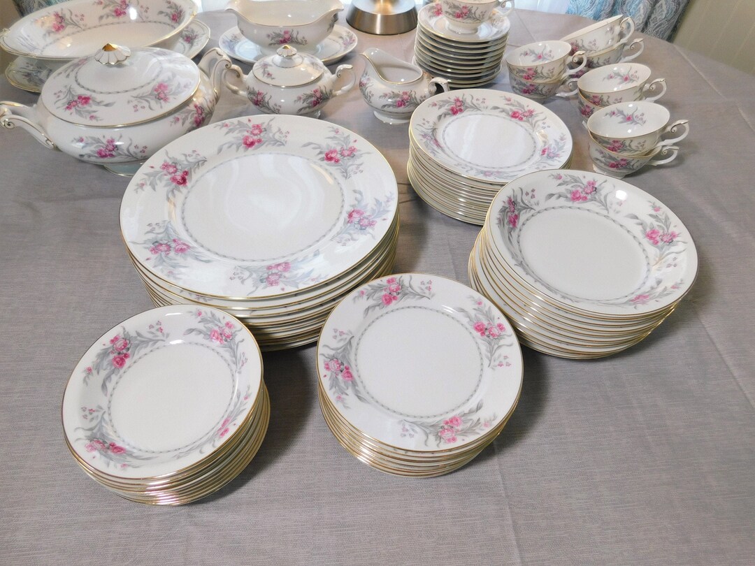 77-piece Vintage Royal Embassy China Dinnerware Set-saratoga Rose - Etsy