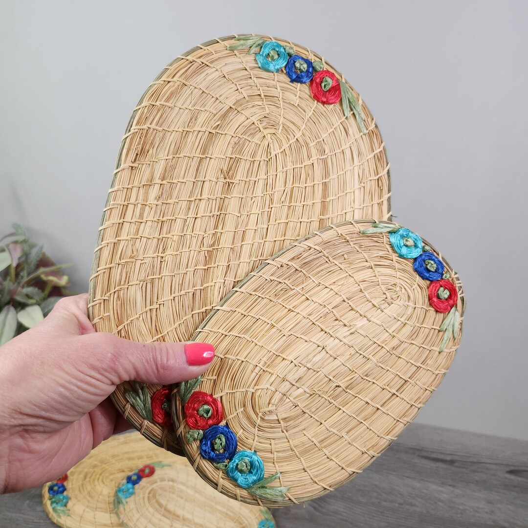 Set of 4 Vintage Straw Grass Trivets/hot Pads-oval With Raffia Flowers ...