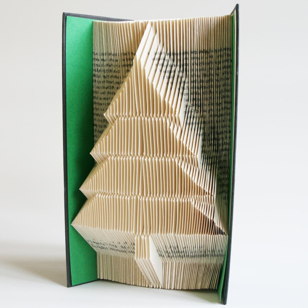 Christmas Tree Book Folding Pattern 2 Looks: Free Printable Downloads ...