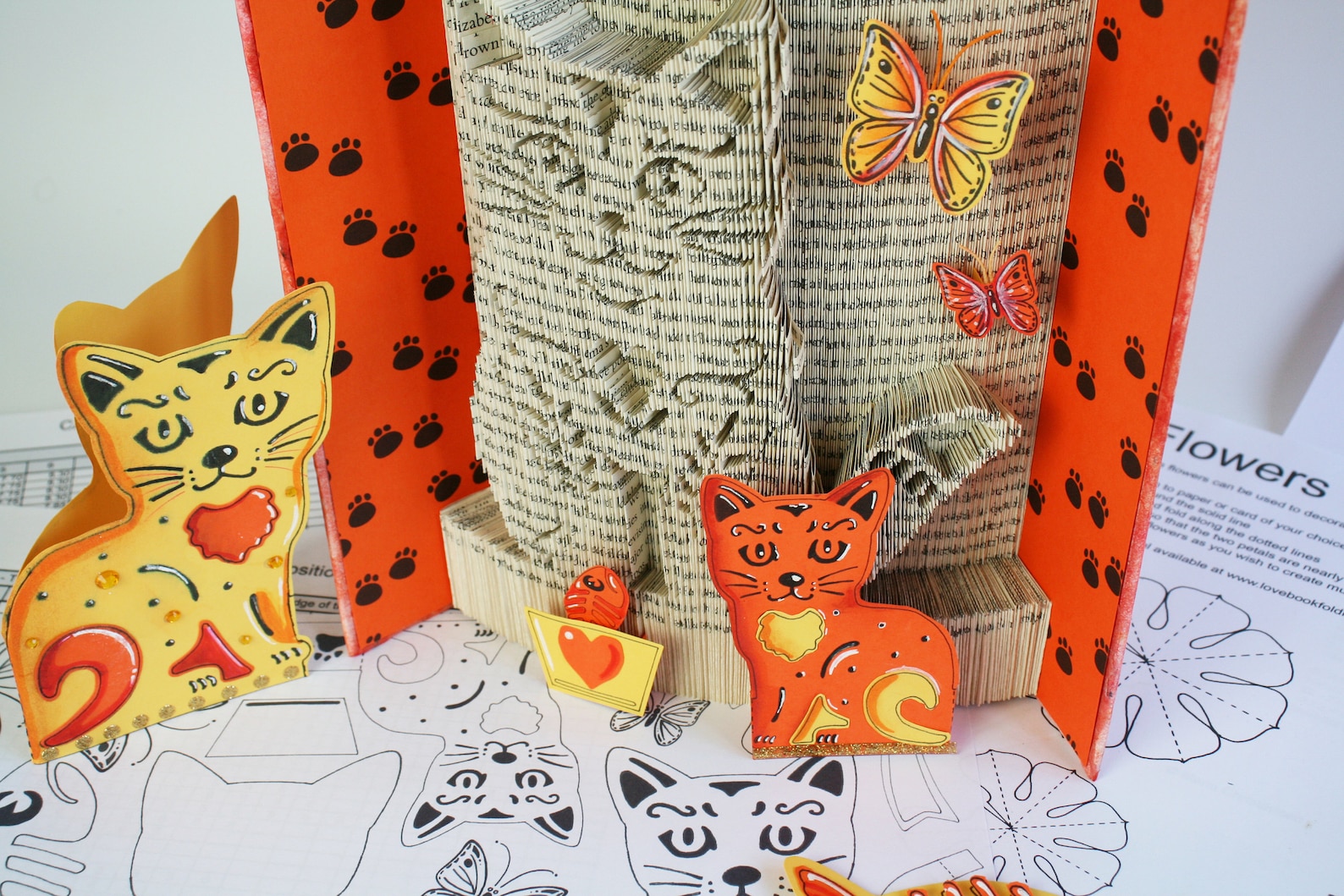 Cat Book Folding Pattern + Tutorial, Cut and Fold, Free Printable ...