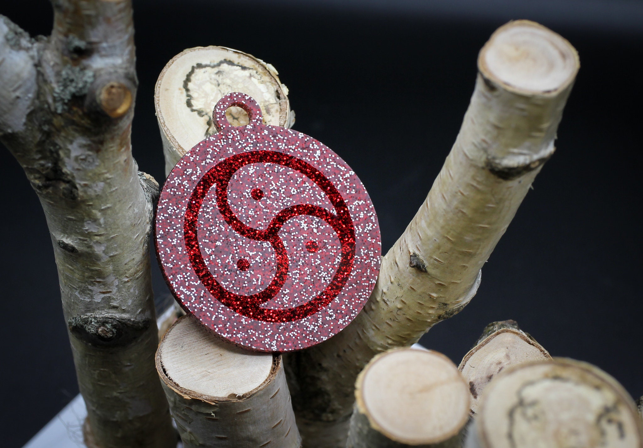 Inverted Triskelion Red Glitter BDSM Ornament - Etsy UK