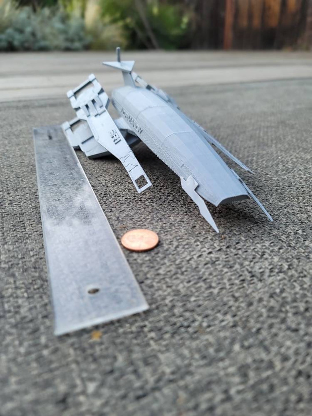 28cm LARGE SSV Normandy SR1 Ship Replica From Mass Effect - Etsy