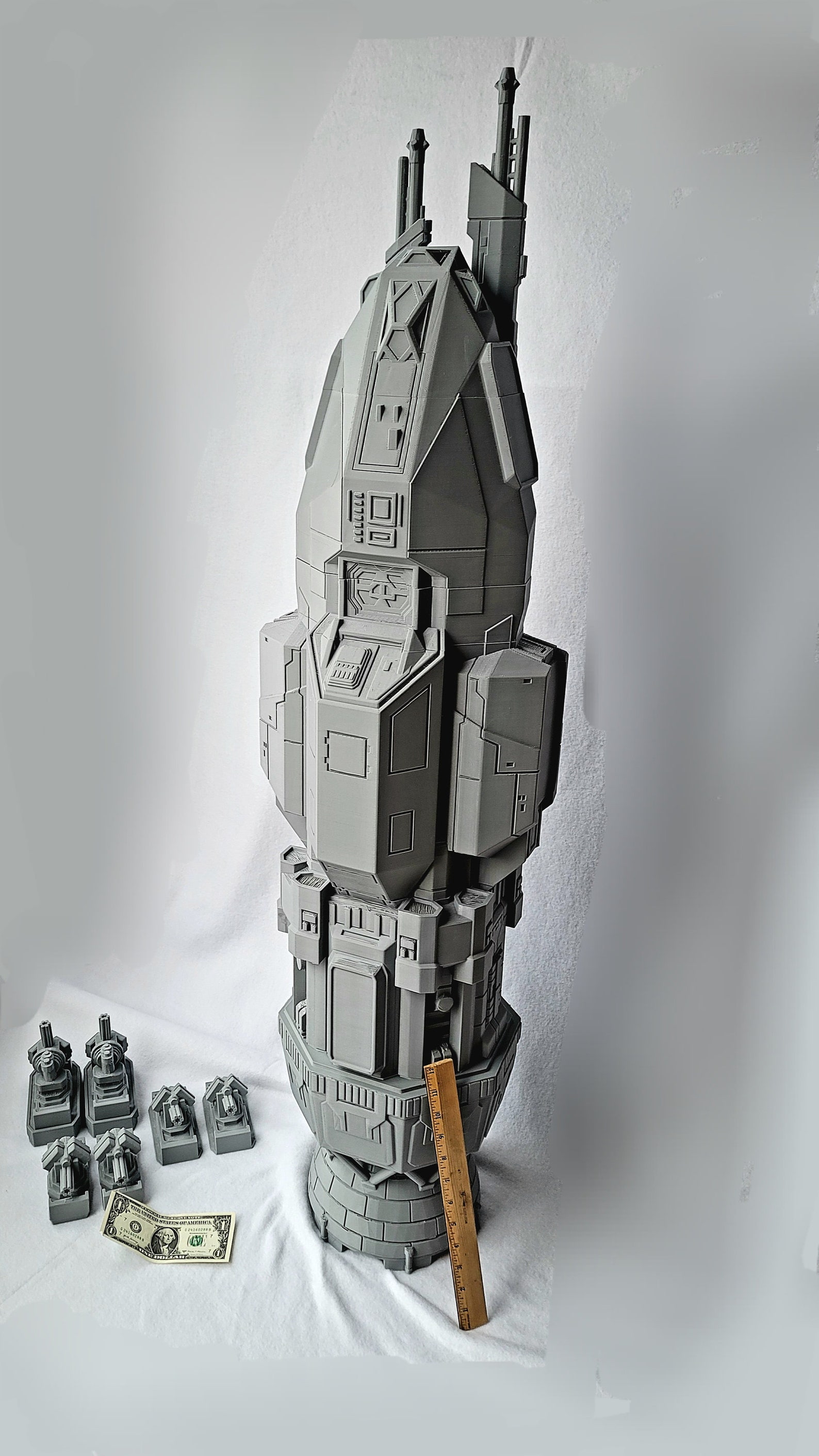 50 Inch! 4 FOOT TALL- the Expanse Rocinante "roci" Replica (it's Huge ...