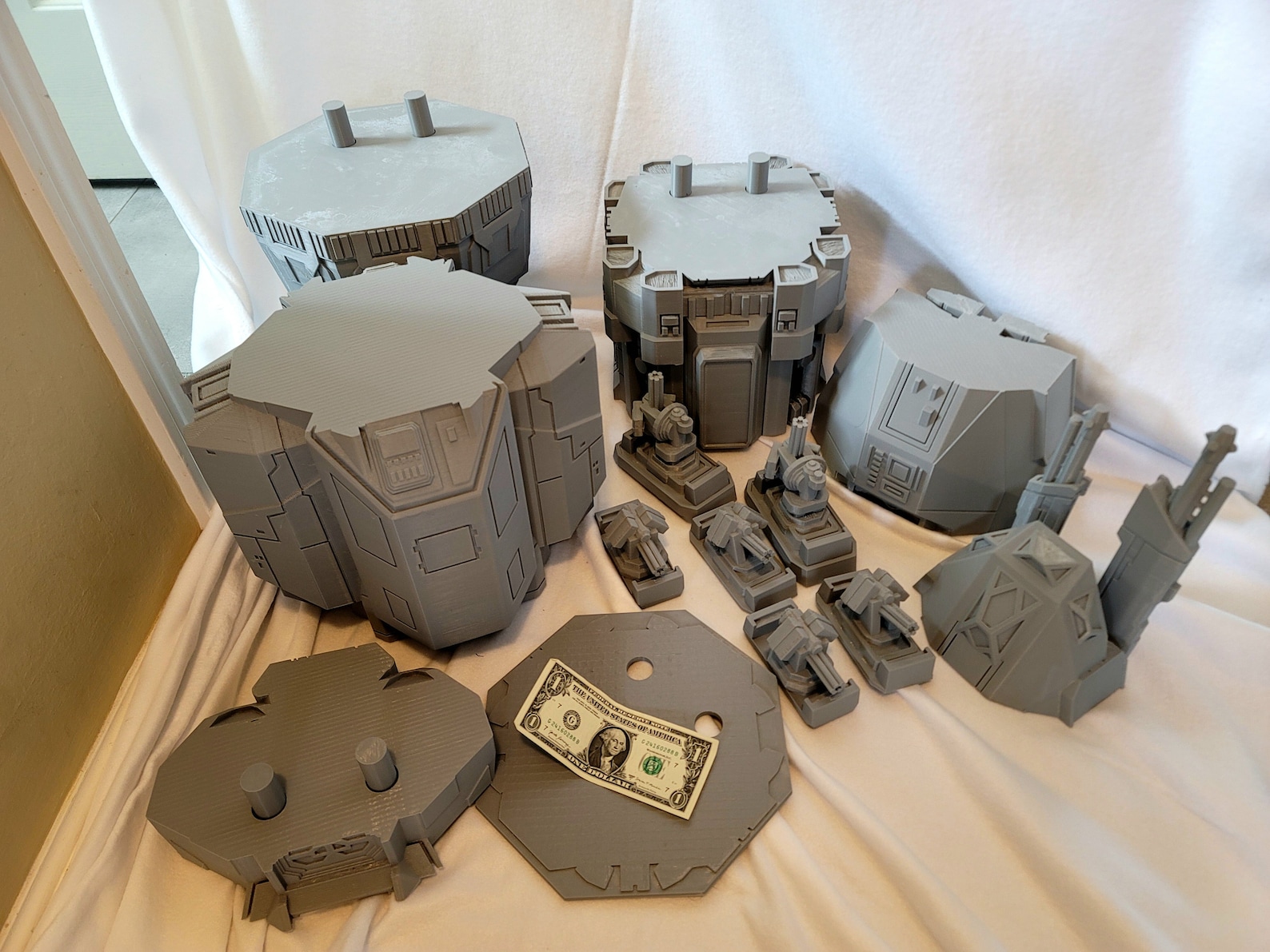 50 Inch! 4 FOOT TALL- the Expanse Rocinante "roci" Replica (it's Huge ...