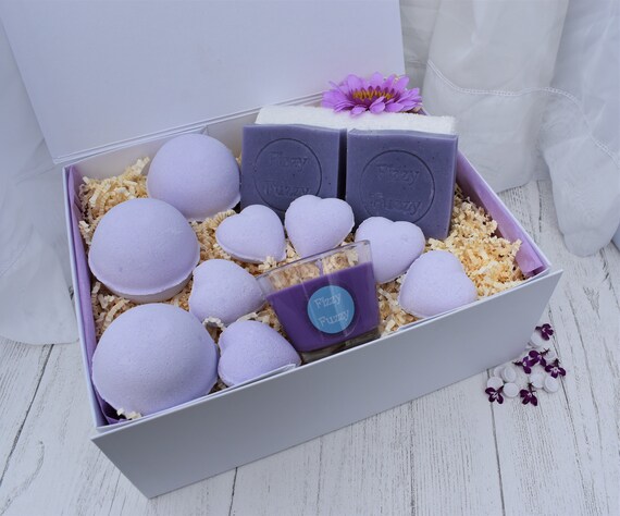 Bath Set Pamper Set And Treats Gift Box Hamper With Bath Bombs, Cozy ...