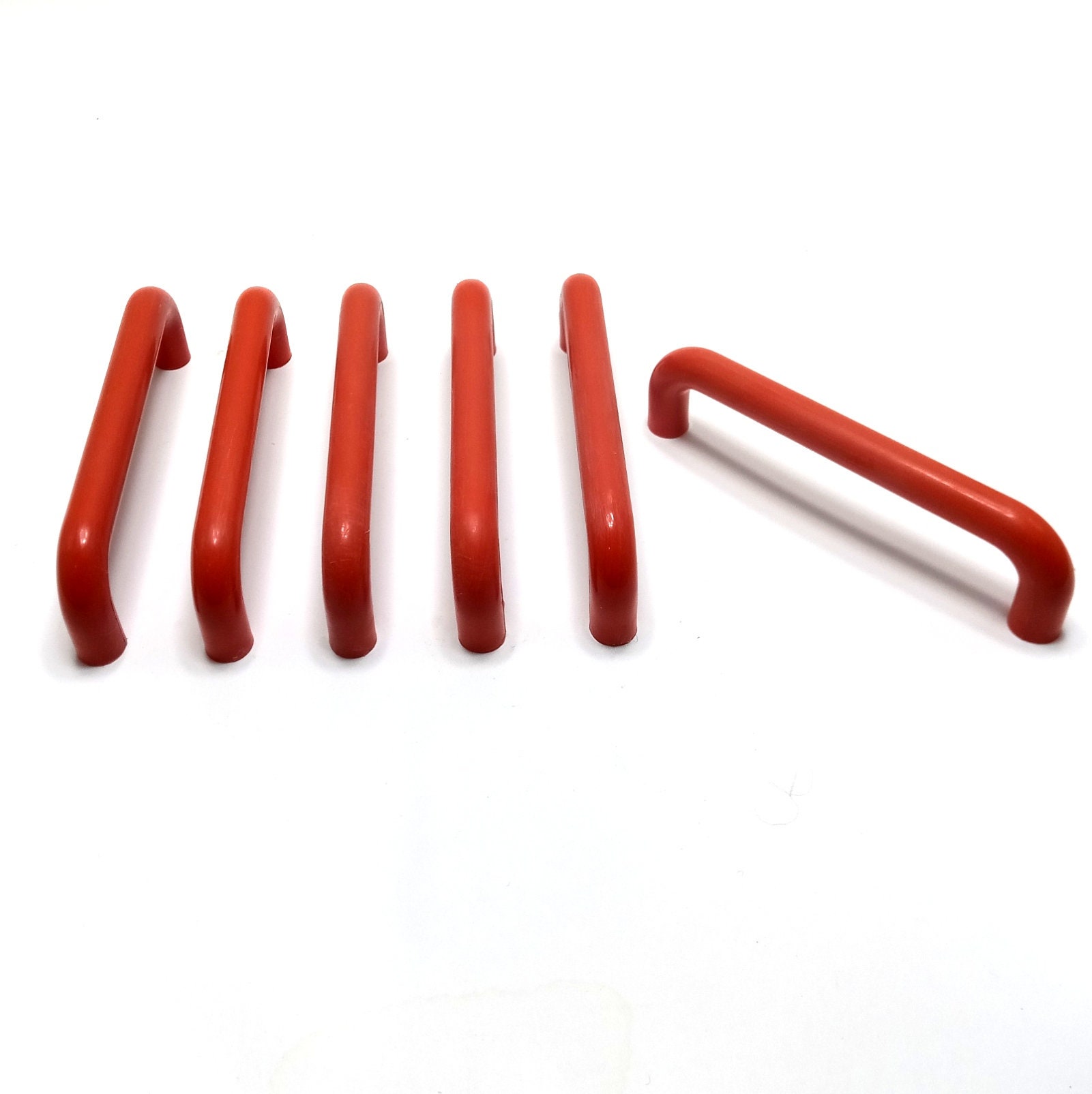 Set of 2 Red Vintage Drawer Pulls Knobs Space Age 60s Plastic Drawer ...