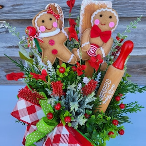 Gingerbread Arrangement, Gingerbread Bakers Centerpiece, Christmas ...